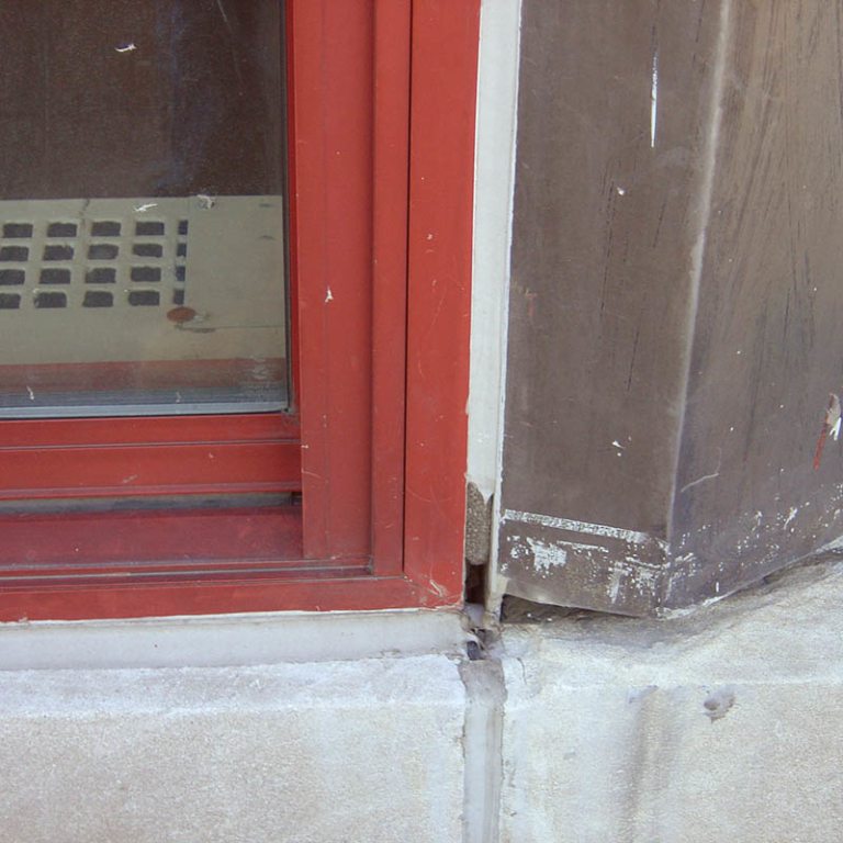 Window Perimeter Sealants ·Empire State Building · Sika Emseal