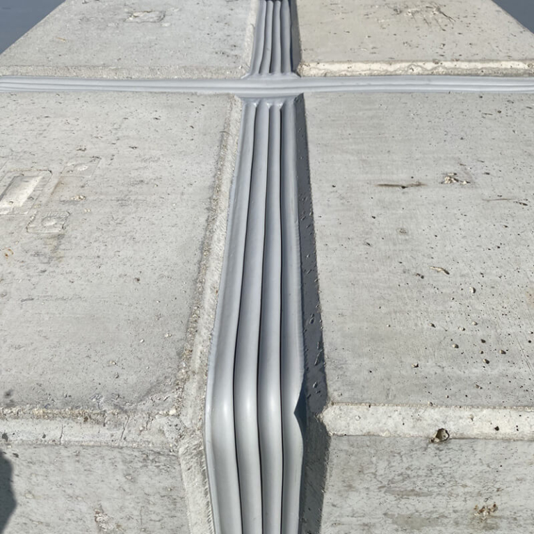 Airport Expansion Joints at Pittsburgh International Parking Deck ...